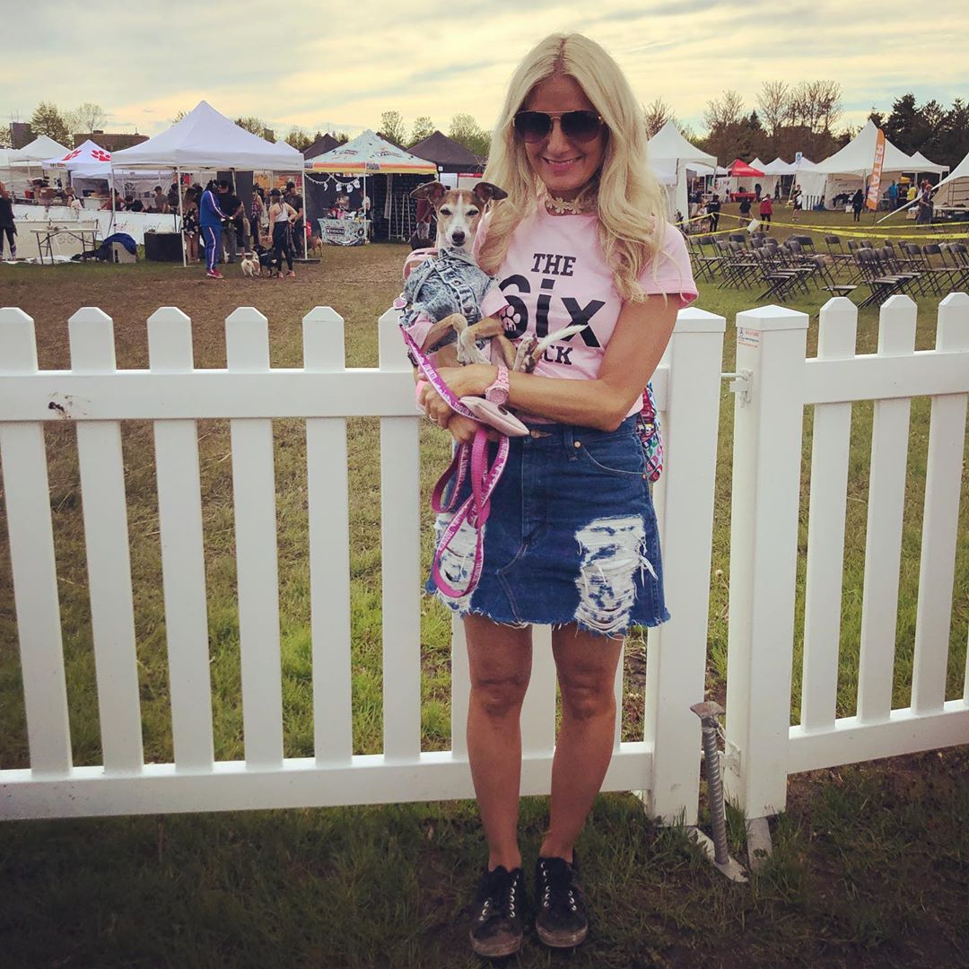 These Two Fashionistas Are the Most Stylish Toronto Girls - Our Funny ...